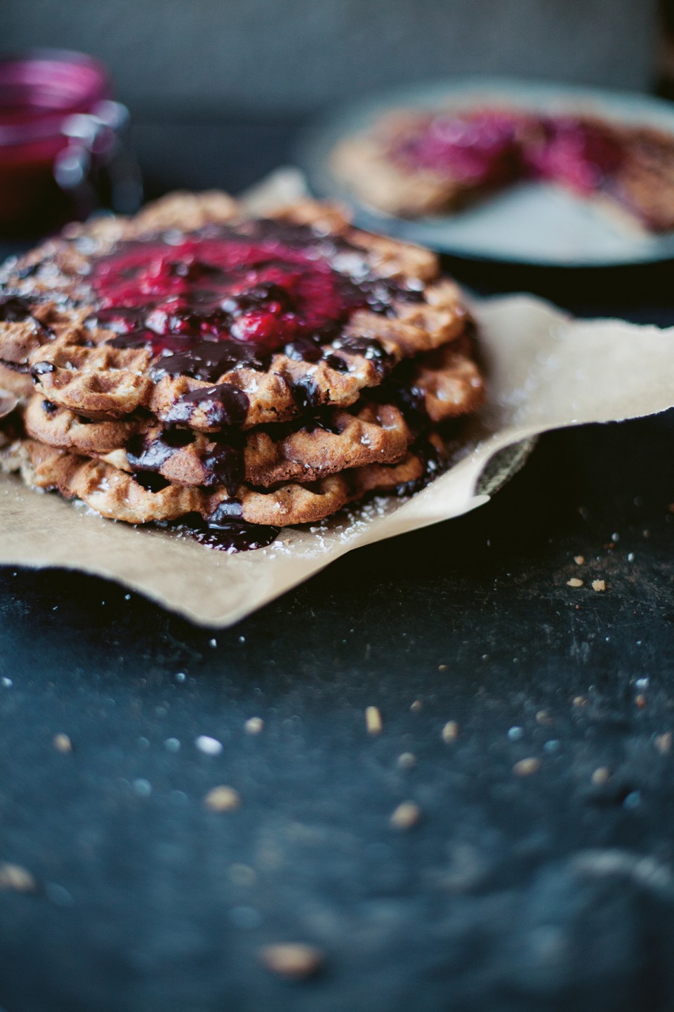 Living The Healthy Choice // Waffles with Raspberry & Chocolate Sauce