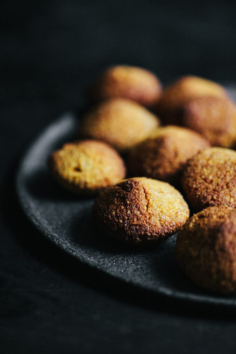 Living The Healthy Choice // Pumpkin Macaroons